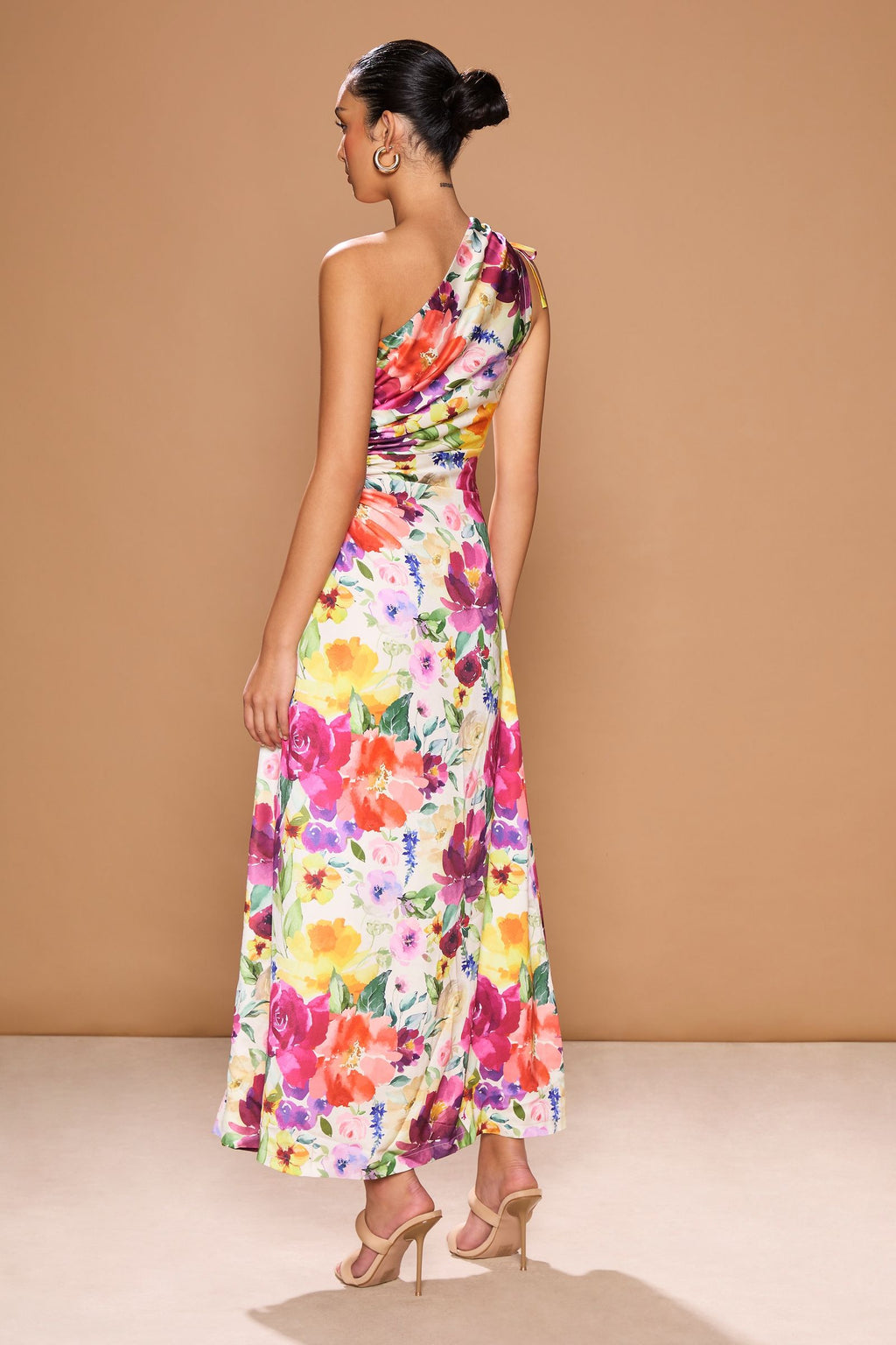 NOUR MIDI DRESS – SONYA MODA